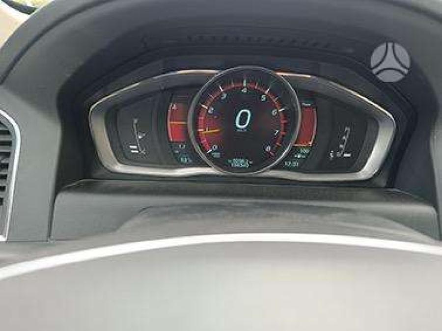 Pelēks Volvo XC60 2015 Kauņa, ar dzinēja tilpumu 1.97 L un nobraukumu 161 tūkst. km par 10900 €, foto 17 vietnē AUTOMOTO.COM.LV