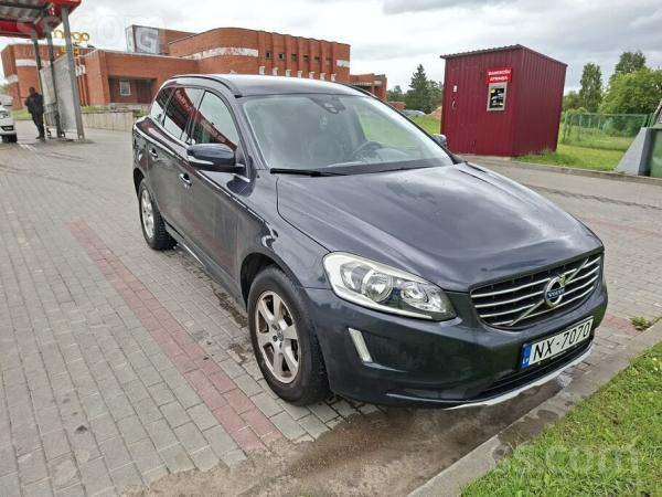 Grey Volvo XC60 2015 in Kraslava, with an engine capacity of 2.00 L and mileage of 272 thousand km for 7400 €, photo 1 on AUTOMOTO.COM.LV