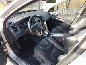 Pelēks Volvo XC60 2015 Rīga, ar dzinēja tilpumu 2.00 L un nobraukumu 219 tūkst. km par 13100 €, foto 10 vietnē AUTOMOTO.COM.LV