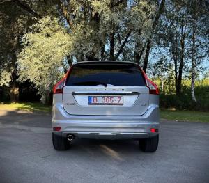 Grey Volvo XC60 2015 in Jurmala, with an engine capacity of 2.00 L and mileage of 268 thousand km for 13300 €, photo 13 on AUTOMOTO.COM.LV