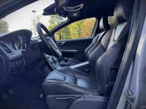 Grey Volvo XC60 2015 in Jurmala, with an engine capacity of 2.00 L and mileage of 268 thousand km for 13300 €, photo 20 on AUTOMOTO.COM.LV