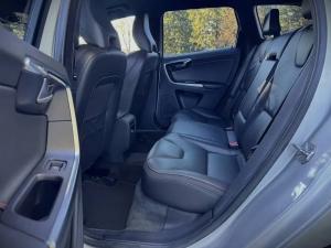 Grey Volvo XC60 2015 in Jurmala, with an engine capacity of 2.00 L and mileage of 268 thousand km for 13300 €, photo 21 on AUTOMOTO.COM.LV