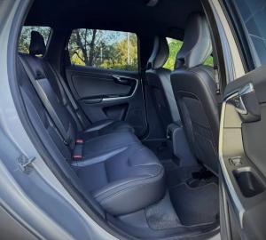 Grey Volvo XC60 2015 in Jurmala, with an engine capacity of 2.00 L and mileage of 268 thousand km for 13300 €, photo 23 on AUTOMOTO.COM.LV