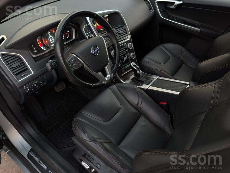 Pelēks Volvo XC60 2015 Jūrmala, ar dzinēja tilpumu 2.40 L un nobraukumu 344 tūkst. km par 12950 €, foto 13 vietnē AUTOMOTO.COM.LV