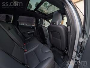 Pelēks Volvo XC60 2015 Jūrmala, ar dzinēja tilpumu 2.40 L un nobraukumu 344 tūkst. km par 12950 €, foto 23 vietnē AUTOMOTO.COM.LV
