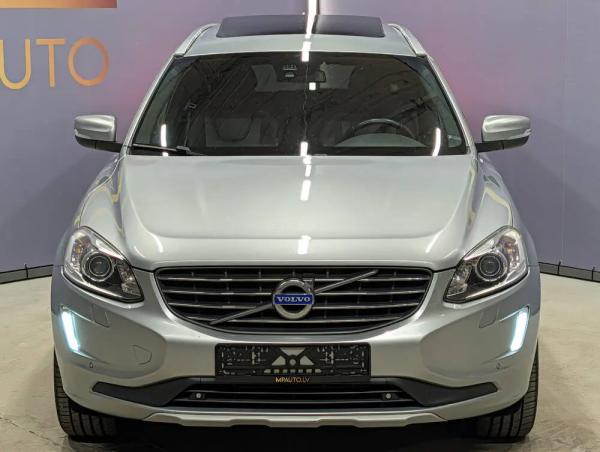 Pelēks Volvo XC60 2015 Jūrmala, ar dzinēja tilpumu 2.40 L un nobraukumu 344 tūkst. km par 12950 €, foto 9 vietnē AUTOMOTO.COM.LV