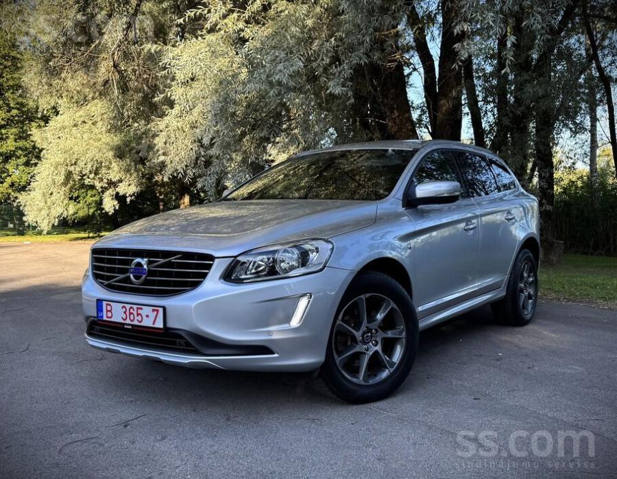 Grey Volvo XC60 2015 in Jurmala, with an engine capacity of 2.00 L and mileage of 268 thousand km for 13300 €, photo 1 on AUTOMOTO.COM.LV