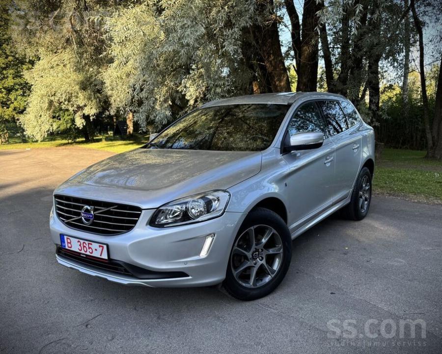 Grey Volvo XC60 2015 in Jurmala, with an engine capacity of 2.00 L and mileage of 268 thousand km for 13300 €, photo 3 on AUTOMOTO.COM.LV