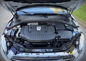 Grey Volvo XC60 2015 in Jurmala, with an engine capacity of 2.00 L and mileage of 268 thousand km for 13300 €, photo 18 on AUTOMOTO.COM.LV