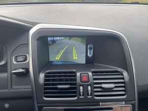 Grey Volvo XC60 2015 in Vilnius, with an engine capacity of 2.40 L and mileage of 195 thousand km for 14250 €, photo 15 on AUTOMOTO.COM.LV