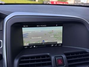 Pelēks Volvo XC60 2015 Alīta, ar dzinēja tilpumu 2.40 L un nobraukumu 167 tūkst. km par 13900 €, foto 14 vietnē AUTOMOTO.COM.LV