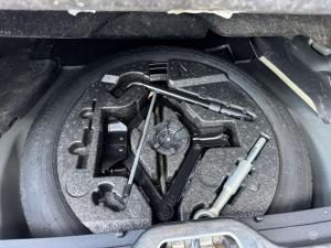 Pelēks Volvo XC60 2015 Alīta, ar dzinēja tilpumu 2.40 L un nobraukumu 167 tūkst. km par 13900 €, foto 22 vietnē AUTOMOTO.COM.LV