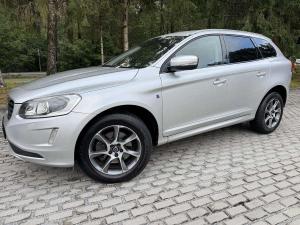 Pelēks Volvo XC60 2015 Viļņa, ar dzinēja tilpumu 2.40 L un nobraukumu 272 tūkst. km par 13500 €, foto 7 vietnē AUTOMOTO.COM.LV