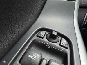 Pelēks Volvo XC60 2015 Viļņa, ar dzinēja tilpumu 2.40 L un nobraukumu 272 tūkst. km par 13500 €, foto 14 vietnē AUTOMOTO.COM.LV