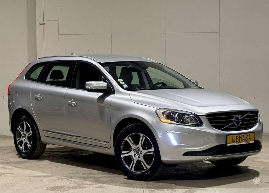 Серый Вольво ХС60 2015 в Клайпеда, объемом двигателя 2.40 л и пробегом 181 тыс. км за 13999 €, фото 14 на AUTOMOTO.COM.LV