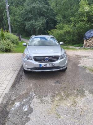 Pelēks Volvo XC60 2015 Viļņa, ar dzinēja tilpumu 2.50 L un nobraukumu 153 tūkst. km par 12950 €, foto  vietnē AUTOMOTO.COM.LV