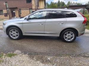 Pelēks Volvo XC60 2015 Viļņa, ar dzinēja tilpumu 2.50 L un nobraukumu 153 tūkst. km par 12950 €, foto 4 vietnē AUTOMOTO.COM.LV