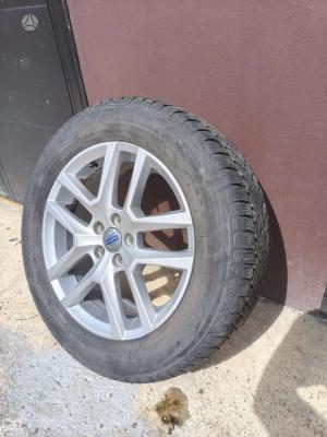 Pelēks Volvo XC60 2015 Viļņa, ar dzinēja tilpumu 2.50 L un nobraukumu 153 tūkst. km par 12950 €, foto 17 vietnē AUTOMOTO.COM.LV