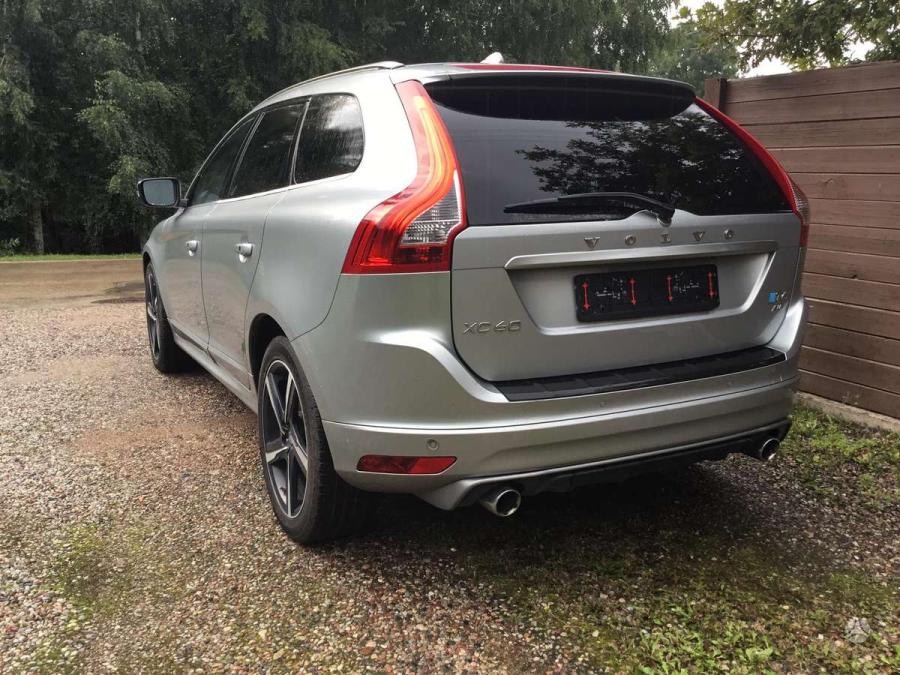 Pelēks Volvo XC60 2015 Tauragė, ar dzinēja tilpumu 3.00 L un nobraukumu 0 tūkst. km par 10888 €, foto 4 vietnē AUTOMOTO.COM.LV