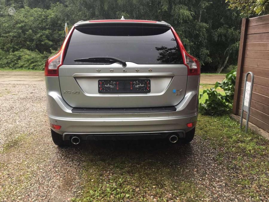 Pelēks Volvo XC60 2015 Tauragė, ar dzinēja tilpumu 3.00 L un nobraukumu 0 tūkst. km par 10888 €, foto 6 vietnē AUTOMOTO.COM.LV