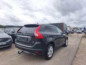 Grey Volvo XC60 2015 in Vilnius, with an engine capacity of 2.40 L and mileage of 224 thousand km for 14750 €, photo 5 on AUTOMOTO.COM.LV