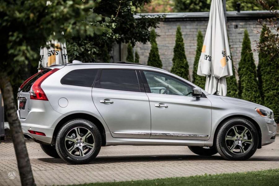 Pelēks Volvo XC60 2015 Šauļi, ar dzinēja tilpumu 2.95 L un nobraukumu 146 tūkst. km par 15500 €, foto 10 vietnē AUTOMOTO.COM.LV