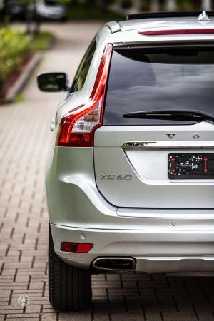 Pelēks Volvo XC60 2015 Šauļi, ar dzinēja tilpumu 2.95 L un nobraukumu 146 tūkst. km par 15500 €, foto 17 vietnē AUTOMOTO.COM.LV