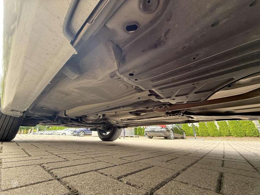 Pelēks Volvo XC60 2015 Šauļi, ar dzinēja tilpumu 2.95 L un nobraukumu 146 tūkst. km par 15500 €, foto 37 vietnē AUTOMOTO.COM.LV