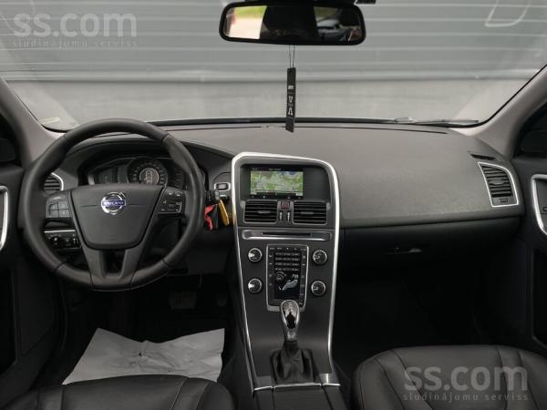 Grey Volvo XC60 2015 in Riga, with an engine capacity of 2.00 L and mileage of 186 thousand km for 8600 €, photo 8 on AUTOMOTO.COM.LV