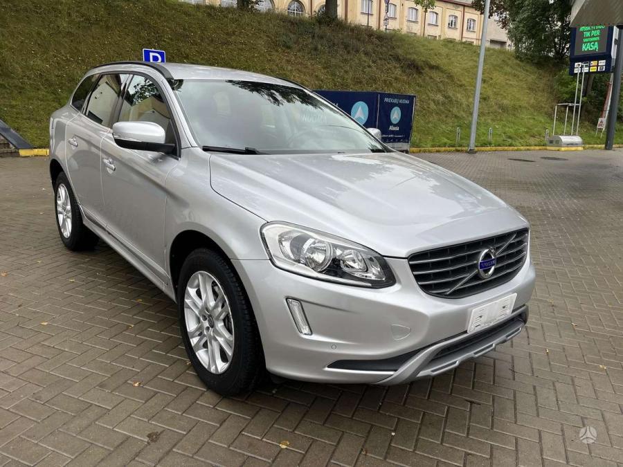 Pelēks Volvo XC60 2015 Viļņa, ar dzinēja tilpumu 1.98 L un nobraukumu 270 tūkst. km par 9700 €, foto 4 vietnē AUTOMOTO.COM.LV