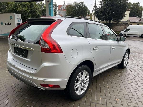 Grey Volvo XC60 2015 in Vilnius, with an engine capacity of 1.98 L and mileage of 270 thousand km for 9700 €, photo 11 on AUTOMOTO.COM.LV
