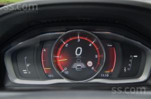 Grey Volvo XC60 2016 in Riga, with an engine capacity of 2.40 L and mileage of 0 thousand km for 18900 €, photo 15 on AUTOMOTO.COM.LV