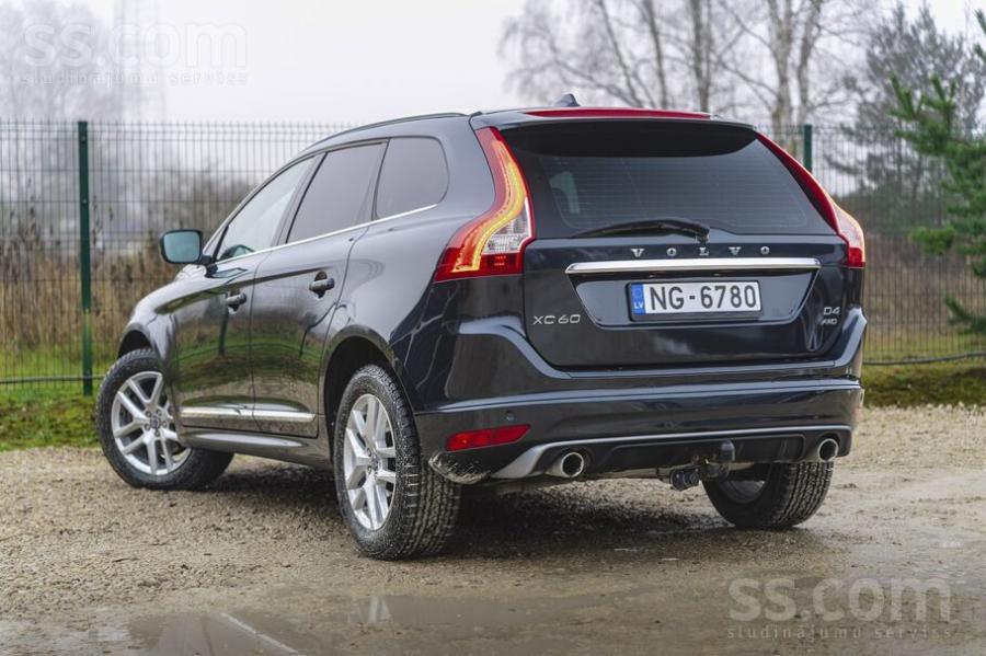 Pelēks Volvo XC60 2016 Rīga, ar dzinēja tilpumu 2.40 L un nobraukumu 195 tūkst. km par 15590 €, foto 4 vietnē AUTOMOTO.COM.LV