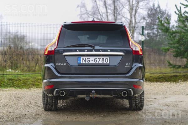 Pelēks Volvo XC60 2016 Rīga, ar dzinēja tilpumu 2.40 L un nobraukumu 195 tūkst. km par 15590 €, foto 5 vietnē AUTOMOTO.COM.LV