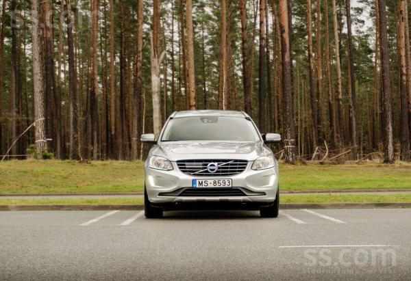 Pelēks Volvo XC60 2016 Rīga, ar dzinēja tilpumu 2.00 L un nobraukumu 304 tūkst. km par 12490 €, foto 3 vietnē AUTOMOTO.COM.LV