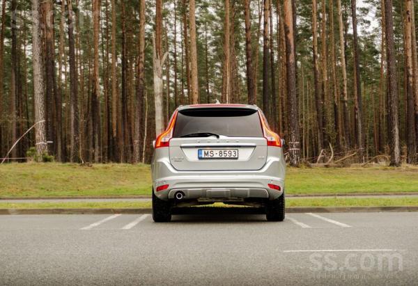 Pelēks Volvo XC60 2016 Rīga, ar dzinēja tilpumu 2.00 L un nobraukumu 304 tūkst. km par 12490 €, foto 7 vietnē AUTOMOTO.COM.LV