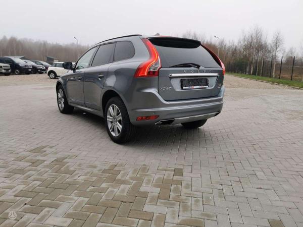 Grey Volvo XC60 2016 in Kaunas, with an engine capacity of 1.97 L and mileage of 275 thousand km for 11500 €, photo 8 on AUTOMOTO.COM.LV