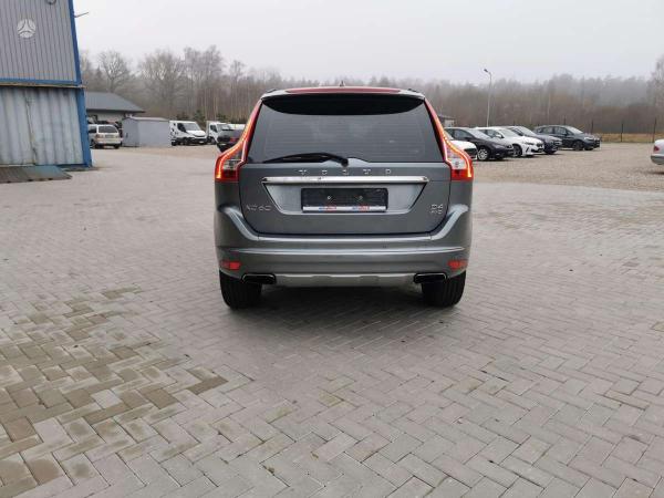 Grey Volvo XC60 2016 in Kaunas, with an engine capacity of 1.97 L and mileage of 275 thousand km for 11500 €, photo 9 on AUTOMOTO.COM.LV