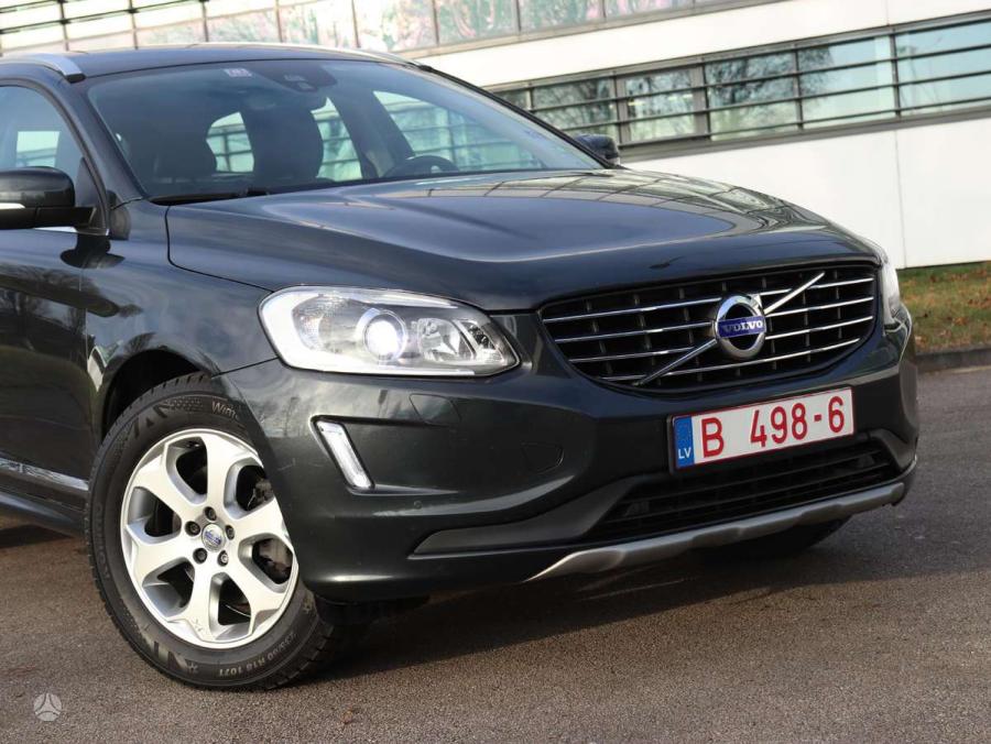 Grey Volvo XC60 2016 in Daugavpils, with an engine capacity of 2.40 L and mileage of 194 thousand km for 16550 €, photo 26 on AUTOMOTO.COM.LV