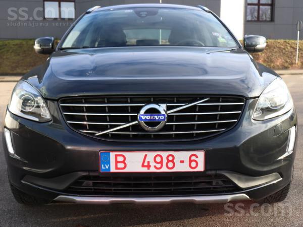 Grey Volvo XC60 2016 in Daugavpils, with an engine capacity of 2.40 L and mileage of 194 thousand km for 16350 €, photo 2 on AUTOMOTO.COM.LV
