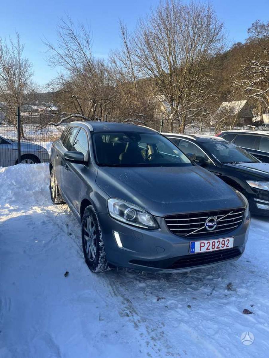 Pelēks Volvo XC60 2016 Kauņa, ar dzinēja tilpumu 2.00 L un nobraukumu 350 tūkst. km par 11200 €, foto 2 vietnē AUTOMOTO.COM.LV