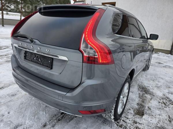 Grey Volvo XC60 2016 in Jelgava, with an engine capacity of 2.00 L and mileage of 217 thousand km for 12800 €, photo 5 on AUTOMOTO.COM.LV