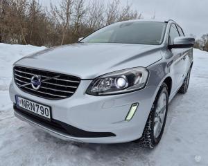 Grey Volvo XC60 2016 in Panevezys, with an engine capacity of 1.97 L and mileage of 285 thousand km for 10499 €, photo 9 on AUTOMOTO.COM.LV