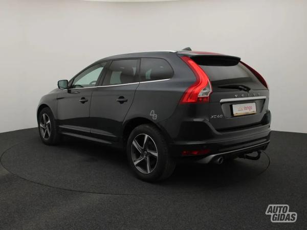 Grey Volvo XC60 2016 in Vilnius, with an engine capacity of 2.40 L and mileage of 284 thousand km for 14399 €, photo 7 on AUTOMOTO.COM.LV