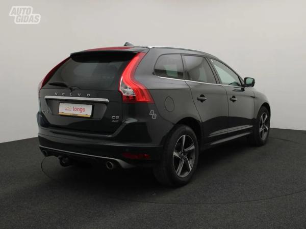 Grey Volvo XC60 2016 in Vilnius, with an engine capacity of 2.40 L and mileage of 284 thousand km for 14399 €, photo 8 on AUTOMOTO.COM.LV