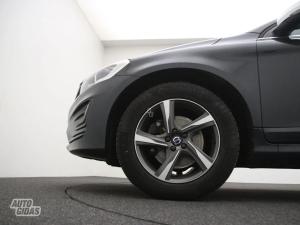 Grey Volvo XC60 2016 in Vilnius, with an engine capacity of 2.40 L and mileage of 284 thousand km for 14399 €, photo 29 on AUTOMOTO.COM.LV