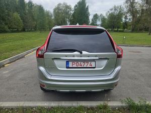 Grey Volvo XC60 2016 in Vilkaviskis, with an engine capacity of 2.00 L and mileage of 264 thousand km for 10500 €, photo 6 on AUTOMOTO.COM.LV