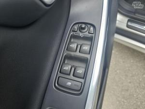 Grey Volvo XC60 2016 in Vilkaviskis, with an engine capacity of 2.00 L and mileage of 264 thousand km for 10500 €, photo 16 on AUTOMOTO.COM.LV