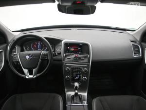 Pelēks Volvo XC60 2016 Viļņa, ar dzinēja tilpumu 2.00 L un nobraukumu 133 tūkst. km par 17199 €, foto 3 vietnē AUTOMOTO.COM.LV