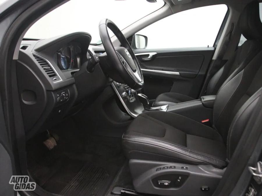 Pelēks Volvo XC60 2016 Viļņa, ar dzinēja tilpumu 2.00 L un nobraukumu 133 tūkst. km par 17199 €, foto 5 vietnē AUTOMOTO.COM.LV